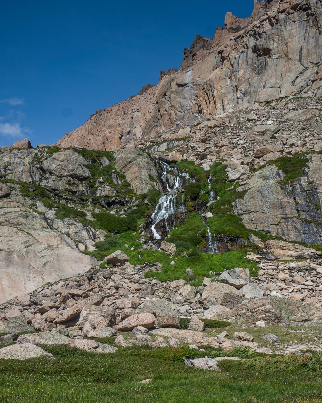 How to Hike Chasm Lake in RMNP - That Colorado Couple